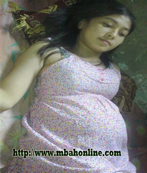 Wanita Muda Hamil Seksi Insyaf