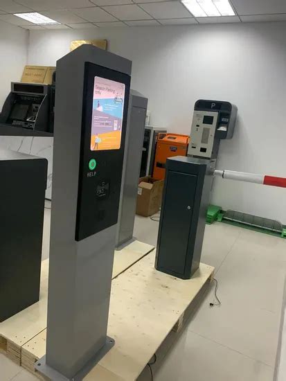 RFID NFC Card Reader Payment Kiosk In Smart Parking System Entry Kiosk RFID Card Reader And