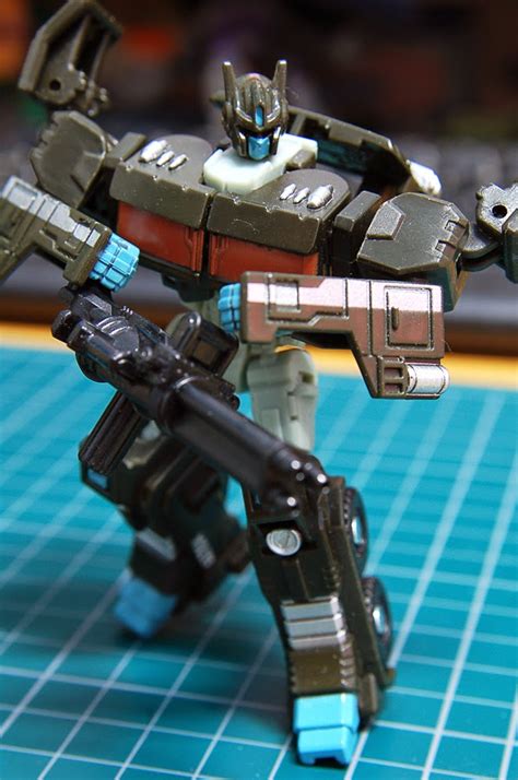 Plastic Heap Transformers Generations Legends Class Nemesis Prime And Spinster