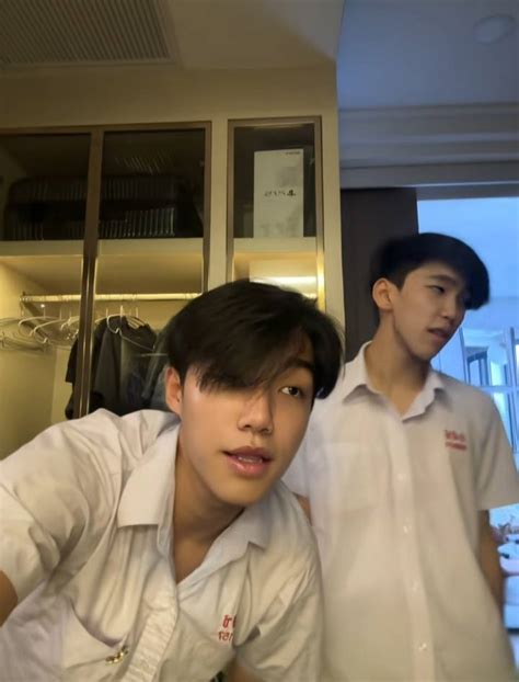 ชมรมนิยมนักเรียนชาย Added A New Photo ชมรมนิยมนักเรียนชาย