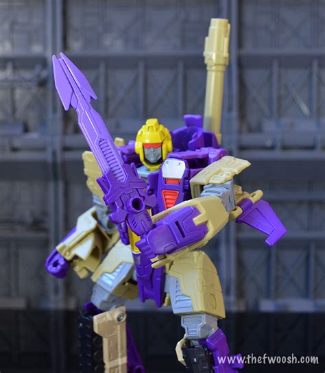 Transformers Generations Blitzwing