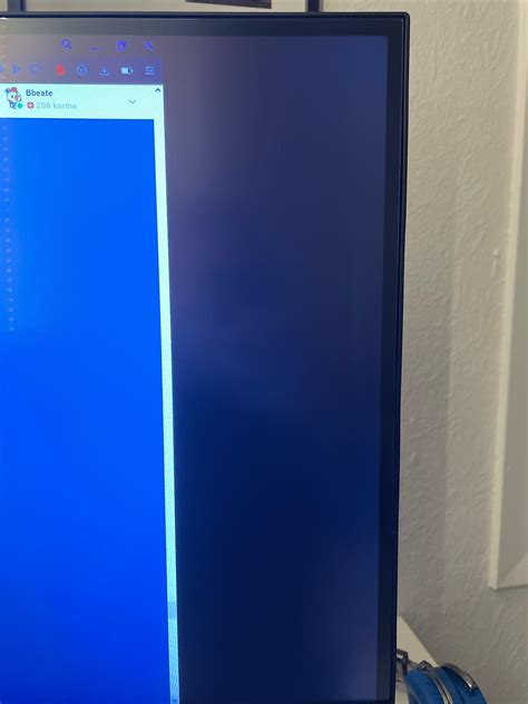 Anyone Know How To Fix This R Monitors