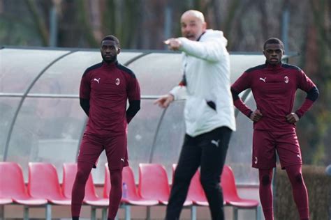 Tomori E Kalulu Contro Latalanta Pioli Fa Chiarezza Spazio Milan