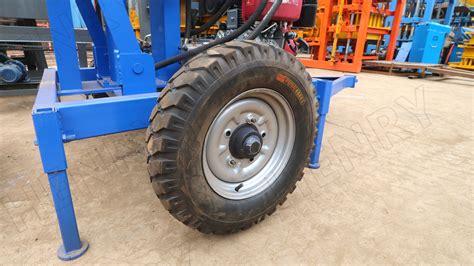 Movable Mobile Compressed Earth Interlocking Brick Making Machine