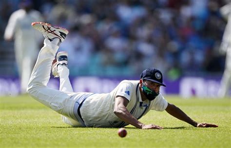 Mohammed Sirajs Sunglasses And Beard Turn Into A 2d Mask