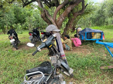 စစ်ကောင်စီရေယာဉ်အုပ်စုနှင့် လေကြောင်းရန်ကြောင့် ကနီဒေသခံ ၁၀ ၀၀၀ ခန့် စစ်ရှောင် Bur Mizzima Com