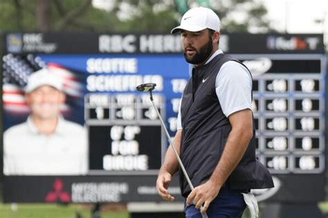 Masters Champion Scottie Scheffler Builds 5 Shot Lead At Hilton Head