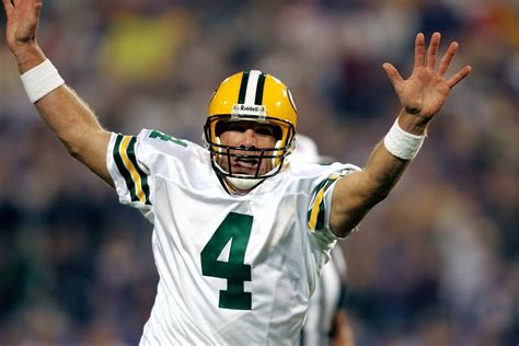10 Facts About Brett Favre