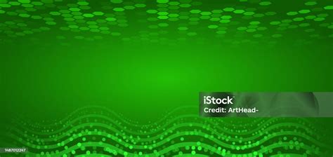 하이테크 컴퓨터 디지털 기술 개념 다양한 기술 요소가 있는 넓은 녹색 배경 추상 원형 기술 통신 프레젠테이션을 위한 벡터 일러스트레이션 미래 디자인 0명에 대한 스톡 벡터