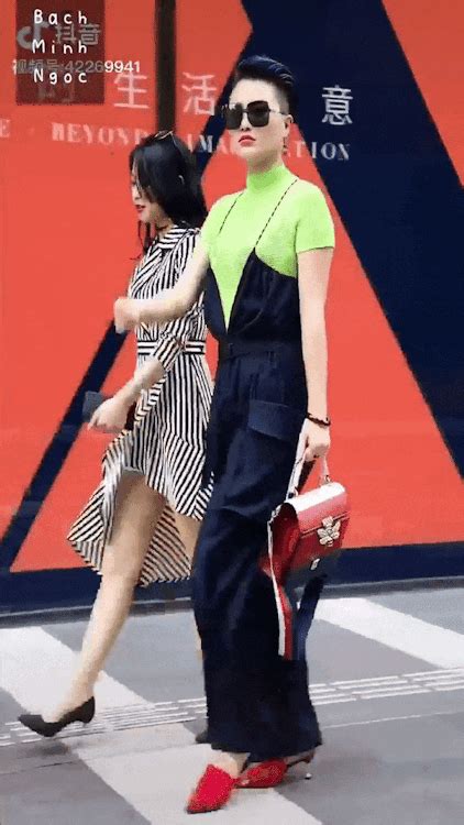 Big Strap On Energy Tumbex