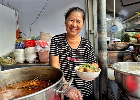 Quán Ngon Phải đổi Mặt Bằng ở Tp Hcm Bún Bò Dồi Chiên độc Lạ 7 Lần đổi ‘càng Dời Càng Phất