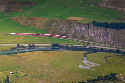 어퍼 엥가딘 이미지 스톡 사진 및 일러스트 Istock