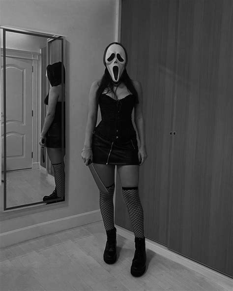Pin De Priscila E P Santos Em Salvamentos Rápidos Fantasias Femininas Roupa Halloween