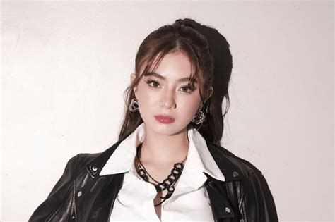 How Fyang Smith Handles Bashers After ‘pbb Gen 11 Win