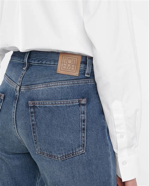 디코드 🤍소년미 넘치는 클래식한 그 이름 토템 21fw 슈퍼얼리 프리오더 오픈했습니다 616 Facebook