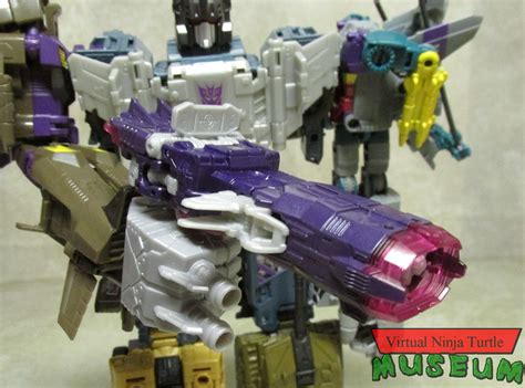 Transformers Generations Combiner Wars Combaticons Review