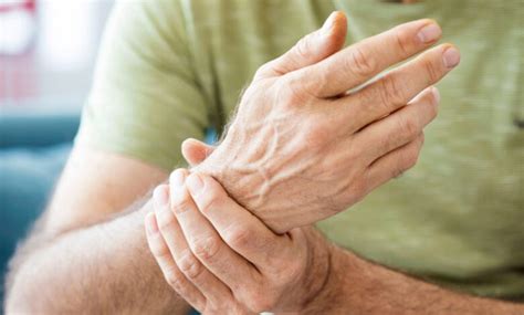 هل يمكن التعايش مع التهاب المفاصل الروماتيزمي؟ وكيف؟ So7tak