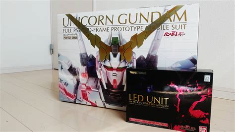 Yahoo オークション Pg 1 60 Rx 0 ユニコーンガンダム ＆ Ledユニッ