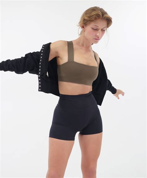 Elixir Shorts In Bean Color Wear Ones At