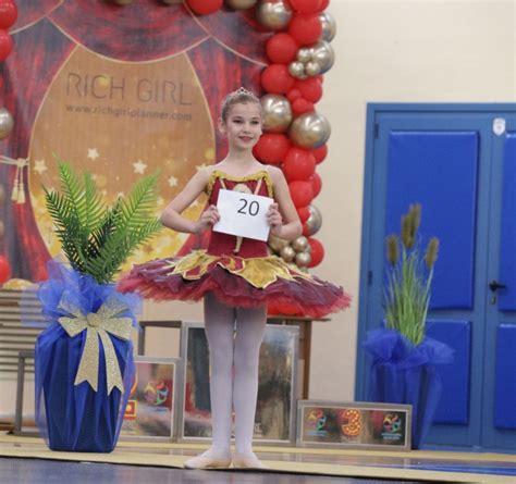 Ученичка от 3 а клас зае второ място в International Dance Open Bulgaria 11 ОУ Пимен