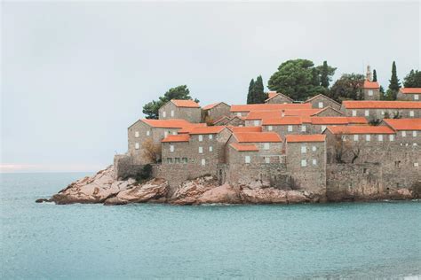 Црква Света Тројица Стари Град Будва 21 01 08 01 Данас се прослављајум свети мученици