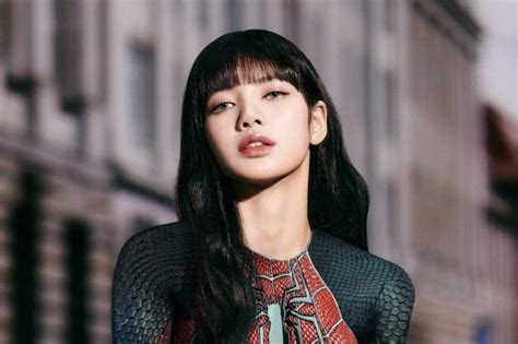 블랙핑크 리사 프레데릭 아르노 파리 열애설 나이 재산 네이버 블로그