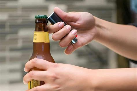 Methods To Open A Beer Bottle Without Opener
