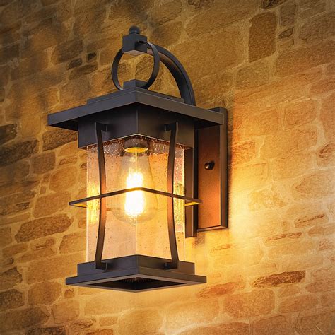 Residential Exterior Lantern Lights