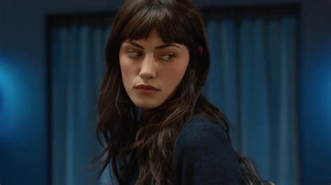 Smythson Journey To The Wild Side Smythson 0064 Phoebe Tonkin Web