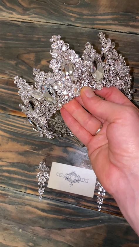 أفكار8 اسم المجلس تاج مجوهرات التاج مجوهرات زفاف