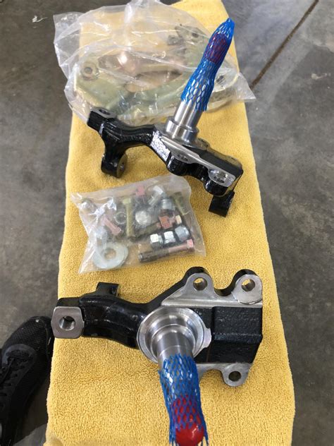 Belltech 2 Drop Spindles