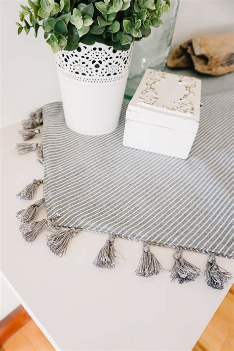 How To Sew A Table Runner Heather Handmade