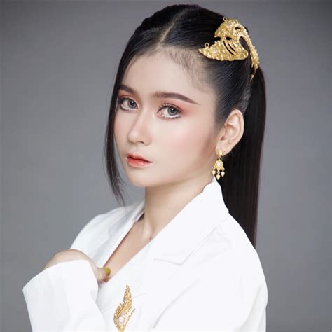 មី៚ ហិល៚