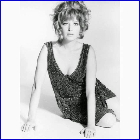 Magic Mac Sexy Monica Vitti