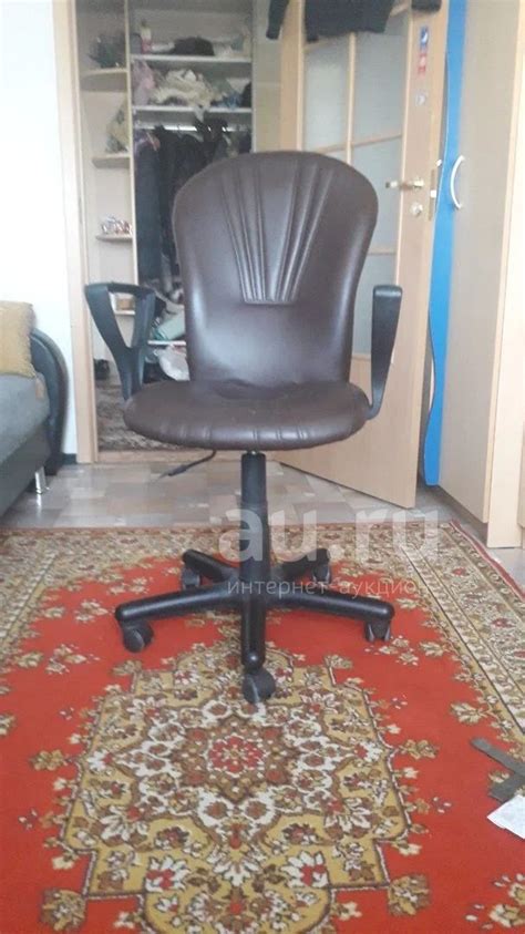 Стул офисный — купить в Красноярске. Состояние: Б/у. Стулья и кресла ...