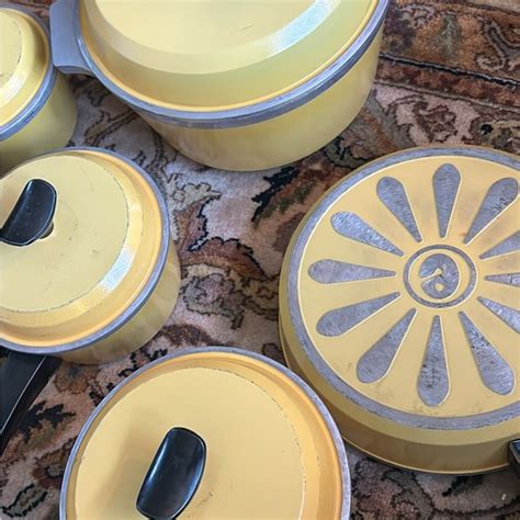 Club E Kitchen 9 Piece Club E Vintage Yellow Cookware Set Poshmark