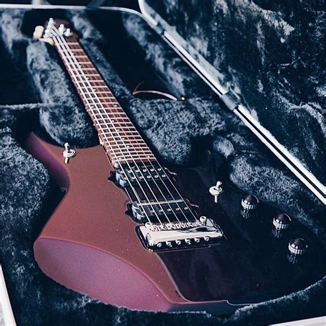 Pin by St. John on Rock Star | Electric guitar, Music instruments, Stars