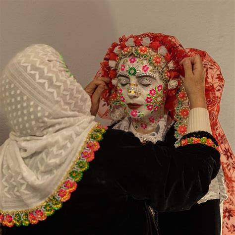 Тази жена е на 91 години… и все още не е оставила труда Гледам я и се питам откъде намира