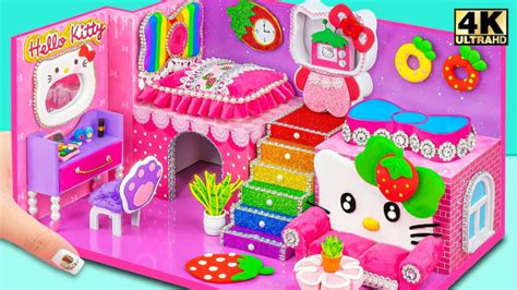 کاردستی خانه مینیاتوری هلو کیتی ، خانه توت فرنگی ، کاردستی با مقوا و و فوم