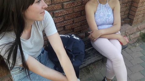 Сисястые тусуются Youtube