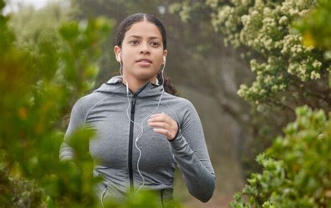 How To Run Faster And Longer Coach Approved Tips