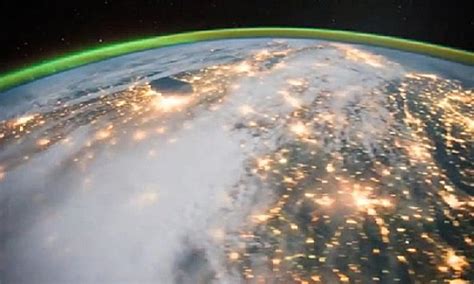 Астронавти з супутника зняли на відео північне сяйво