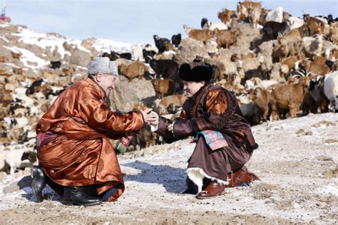 ЗГХЭГ ын дарга Д Амарбаясгалан сар шинийн мэндчилгээ дэвшүүлэв