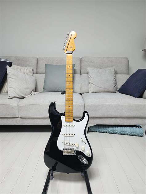 일렉기타 펜더일펜 스트라토캐스터 당근 중고거래