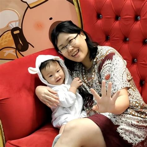 Saki Sakiasakura • Threads Say More Saki Sakiasakura • Threads Say More