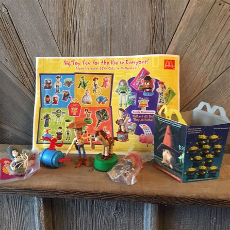 Toy Story 2 Mcdonalds Happy Meal Toys Action Figures Buzz Lightyear