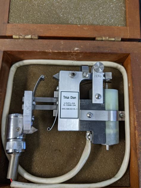 Lvdt Extensometer Tinius Olsen Used Equipment
