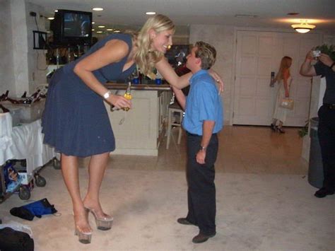 Short Guy Tall Girl Meme
