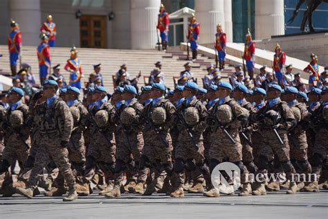 ФОТО Төрийн далбааны өдөрт зориулсан цэргийн ёслолын жагсаал News Mn