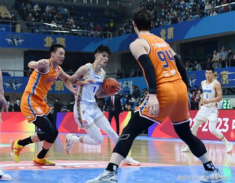 图集 Cba常规赛：北京首钢不敌上海久事 搜狐大视野 搜狐新闻
